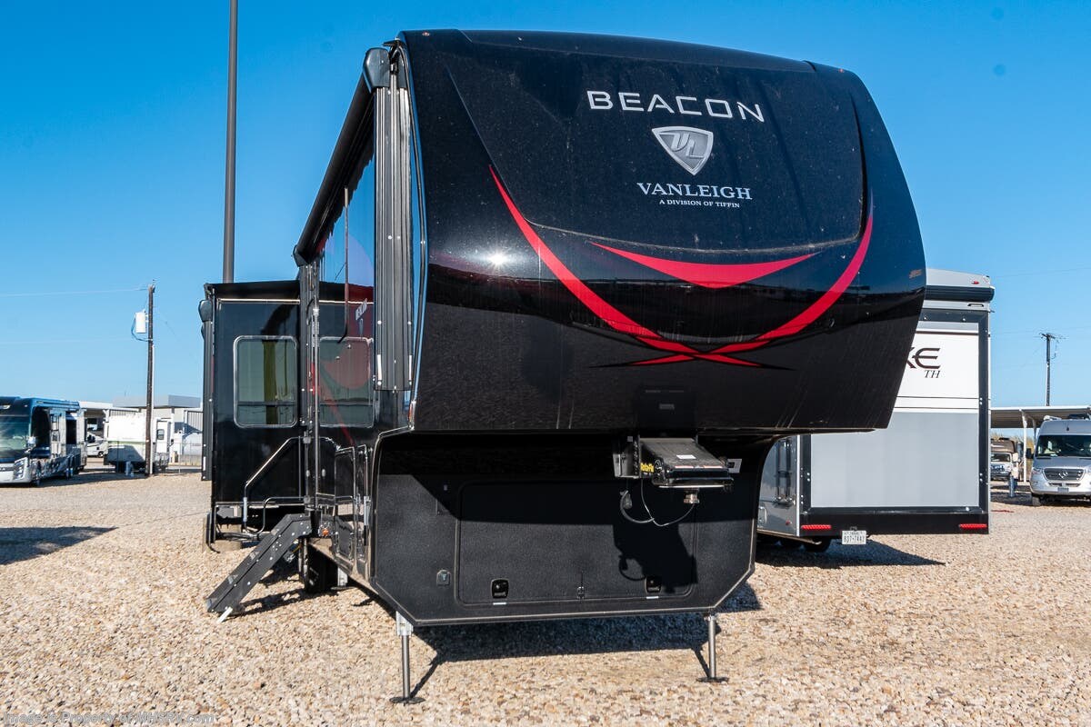 2021 Tiffin Beacon 41LKB #2746C - For Sale in Alvarado, TX