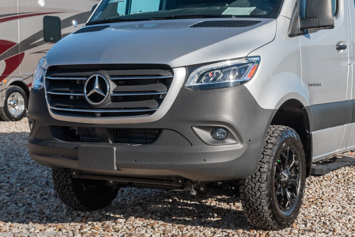 2022 Entegra Coach Launch 19Y 4x4 Sprinter W/ Lithium Power System and ...