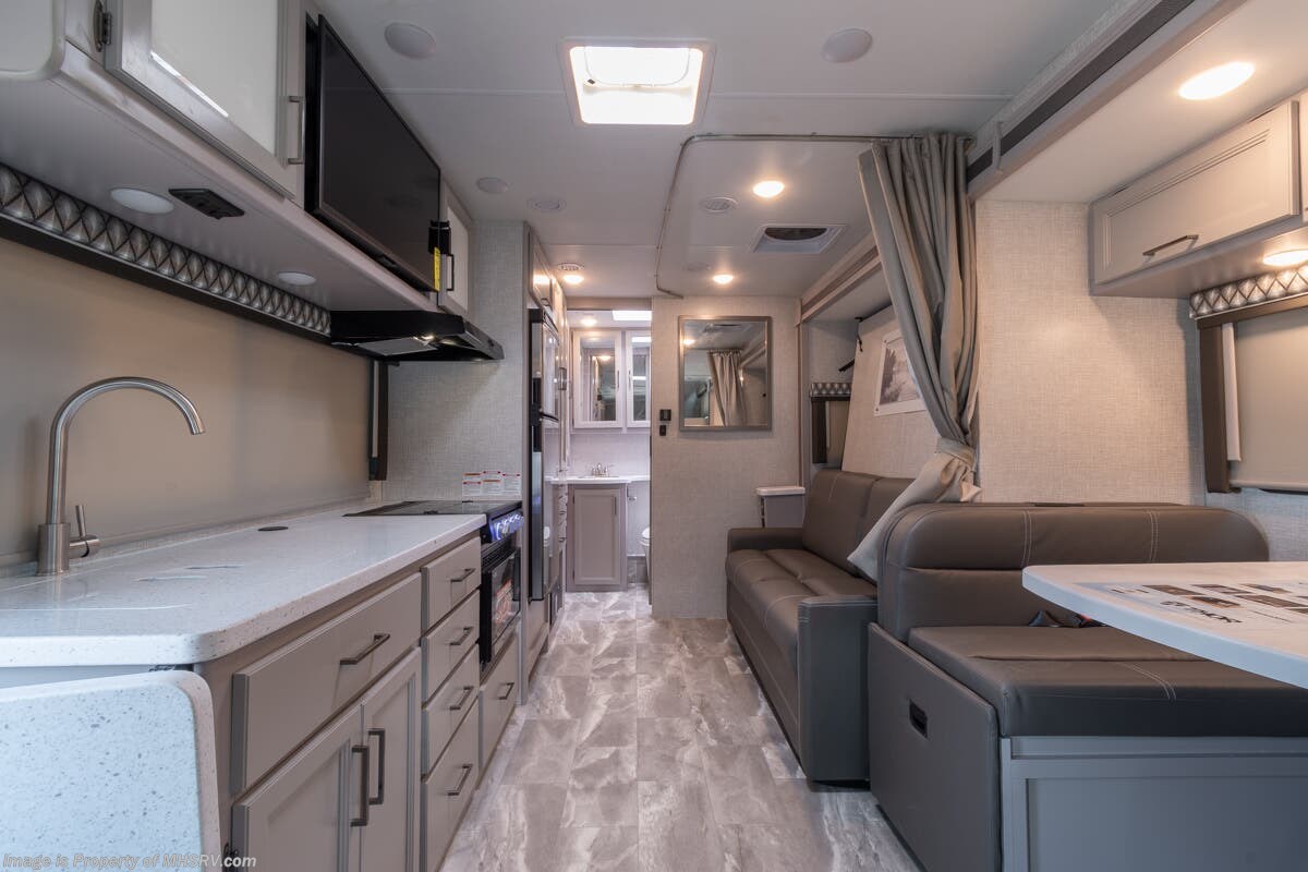 2023 Thor Motor Coach Quantum Sprinter MB24 #MTH41046 - For Sale in ...