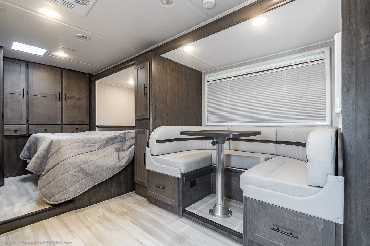 2023 Coachmen Prism Elite 24FS Sprinter Diesel W/ Hydraulic Leveling ...