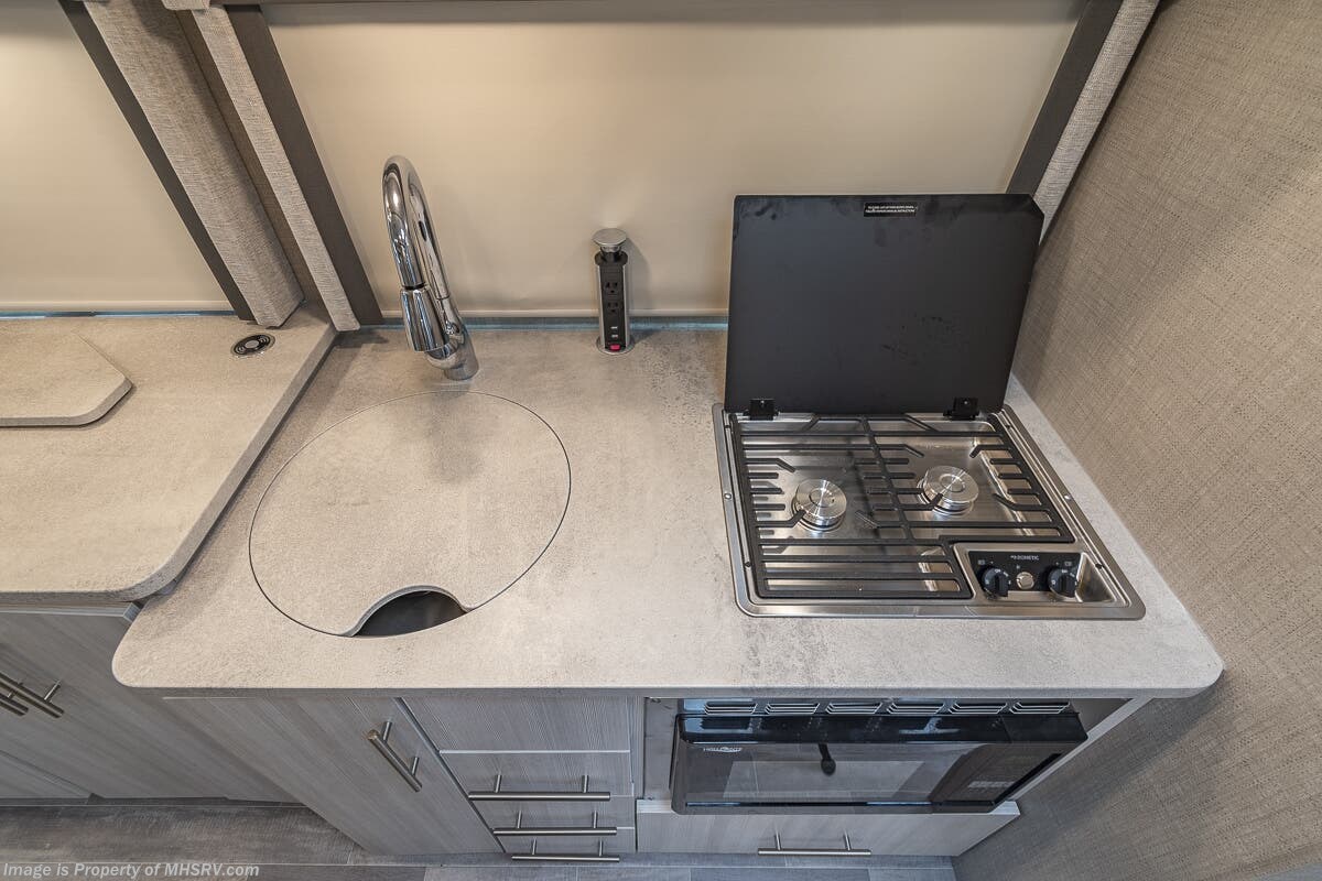 2022 Thor Motor Coach Compass 23TE AWD W/ Ext. Shower, GPS, Power ...