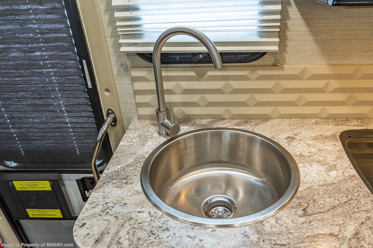 2019 Jayco Melbourne 24K #40880A - For Sale in Alvarado, TX