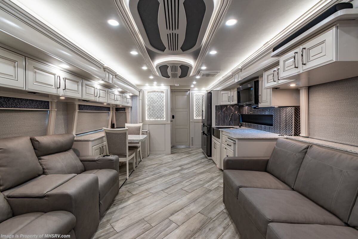 2022 American Coach American Dream 42V #MHS41793A - For Sale in ...