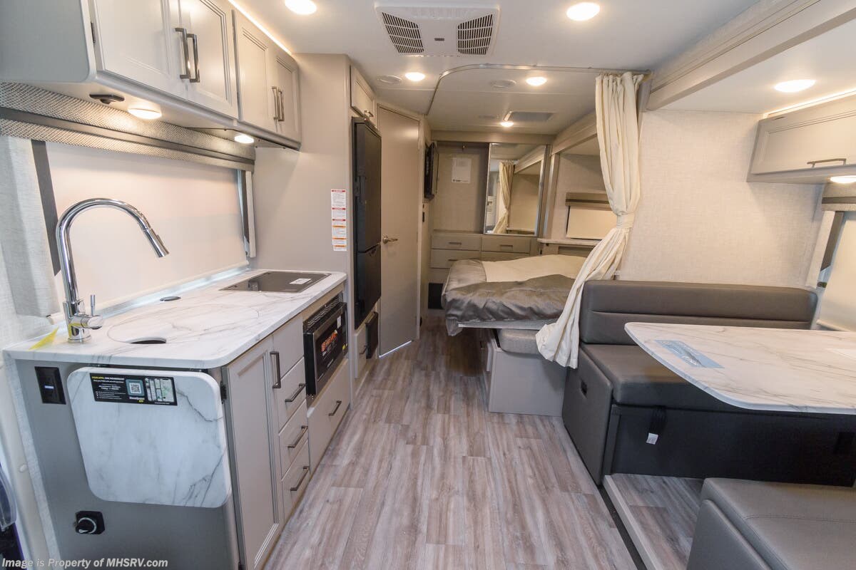 2025 Thor Motor Coach Gemini 23TW All-Wheel Drive (AWD) Luxury B+ ...