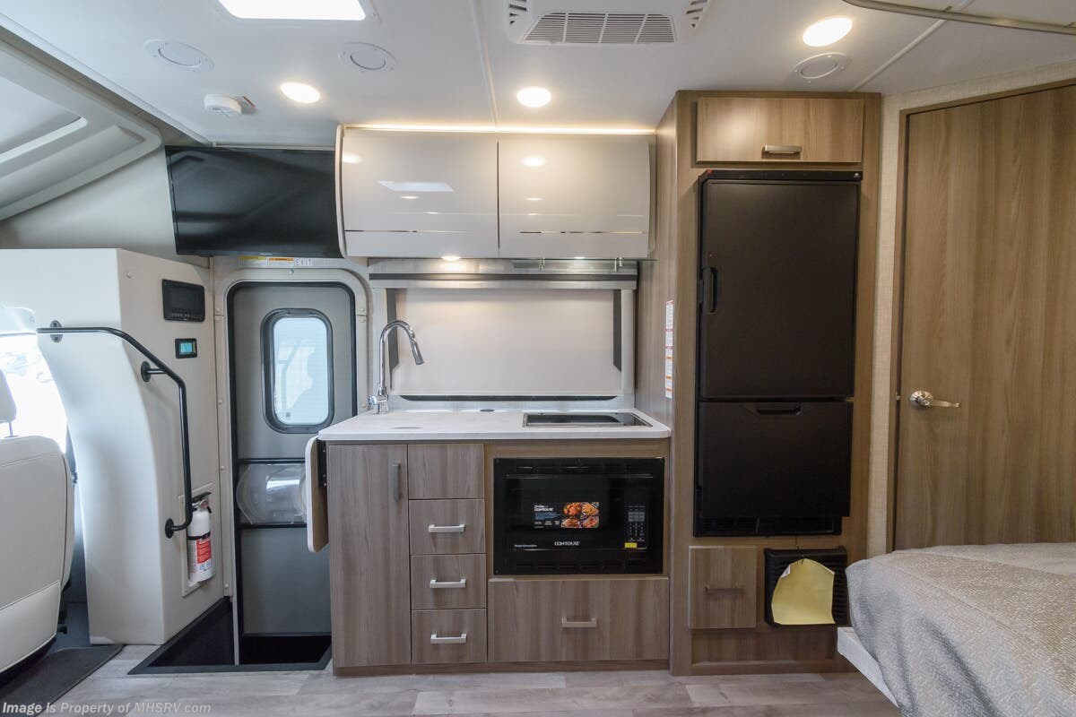 2025 Thor Motor Coach Gemini 23TW All-Wheel Drive (AWD) Luxury B+ ...