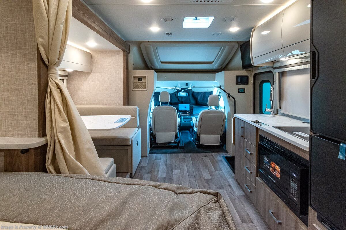 2025 Thor Motor Coach Compass 23TW All-Wheel Drive (AWD) Luxury B+ ...