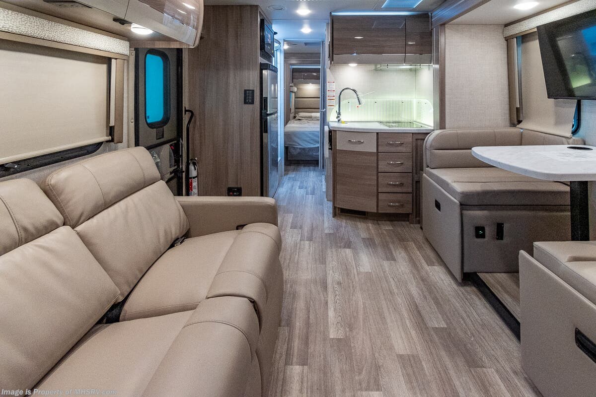 2025 Thor Motor Coach Delano Sprinter 24RW Sprinter Diesel W/ Auto ...