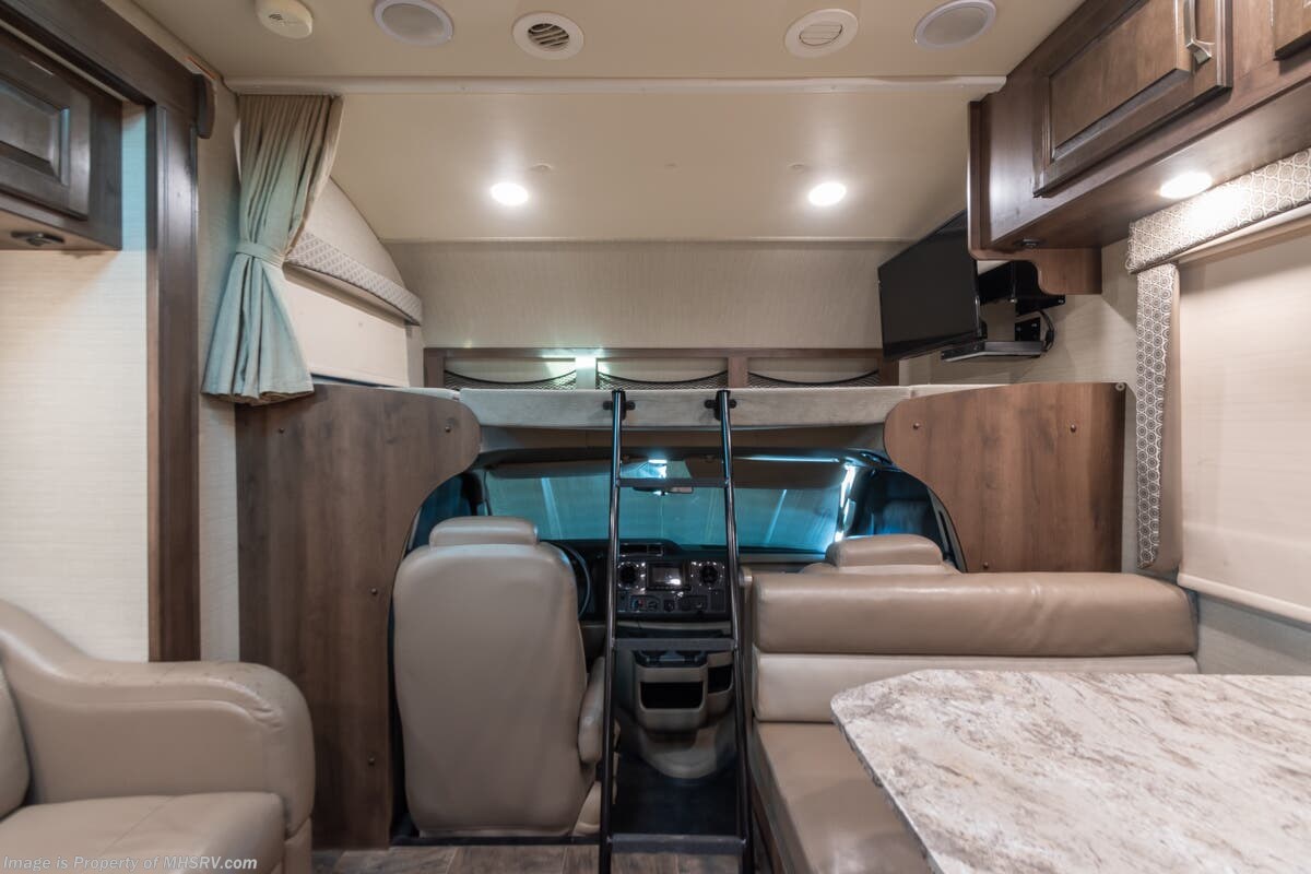 2018 Jayco Greyhawk 31FS Bunk Model W/ Ext. Shower, 3 Camera System ...