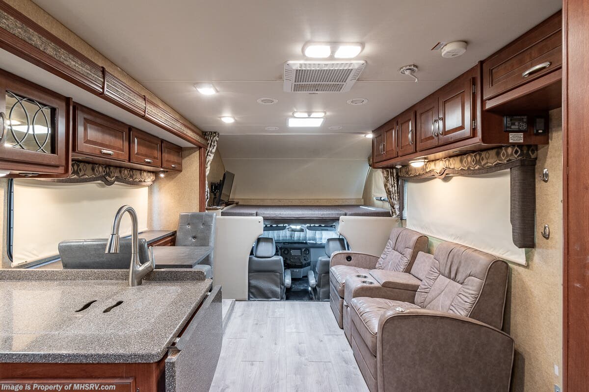 2015 Thor Motor Coach Four Winds Super C 35SB Bunk Bed Model W/ Theater Seats, Ext ...