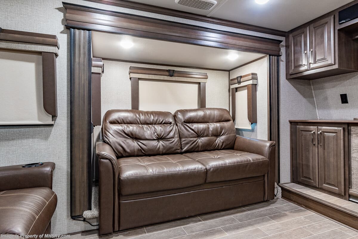 2020 Keystone Alpine 3701FL Bath & 1/2 Model W/ King Bed, Stack W/D ...