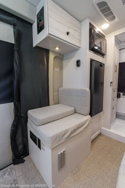 2025 Entegra Coach Arc 18C RV W/ Solar, Swivel Pass. Seat, Pwr. Awning ...