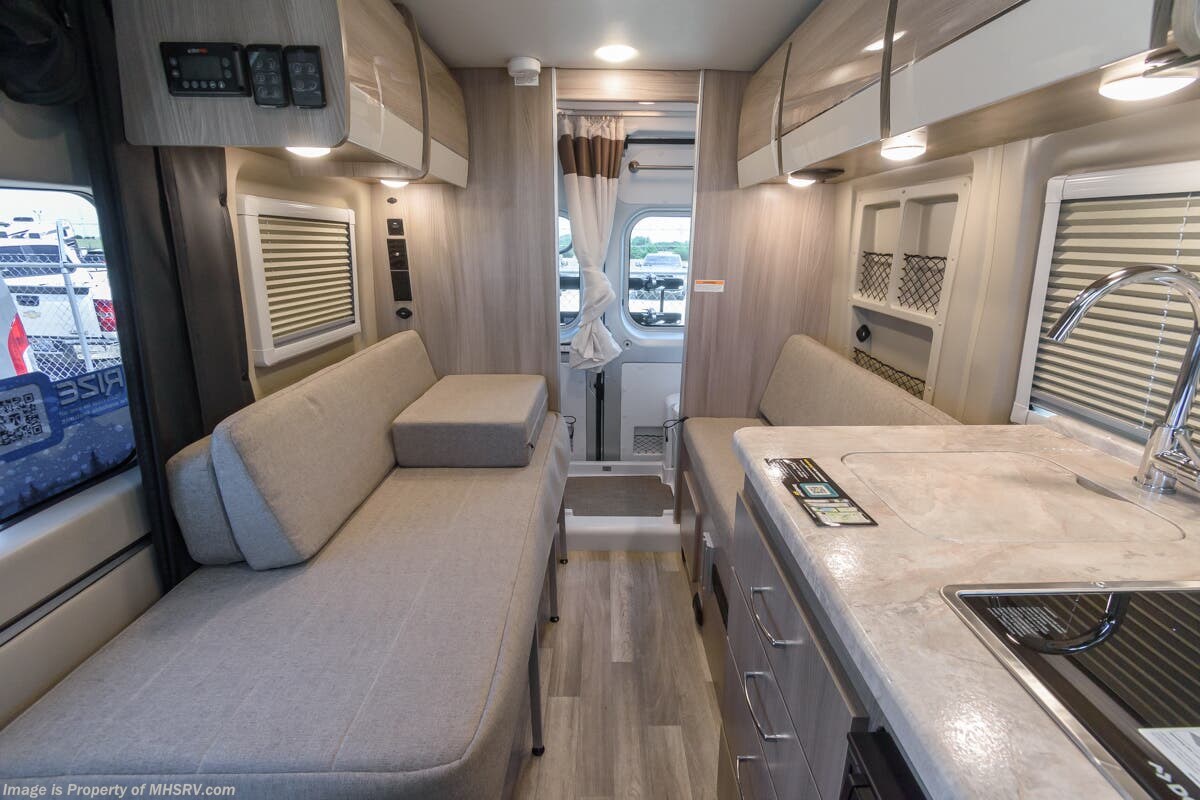2025 Thor Motor Coach Rize 18G W/ Bike Rack, Solar, Swivel Seats, Dual ...