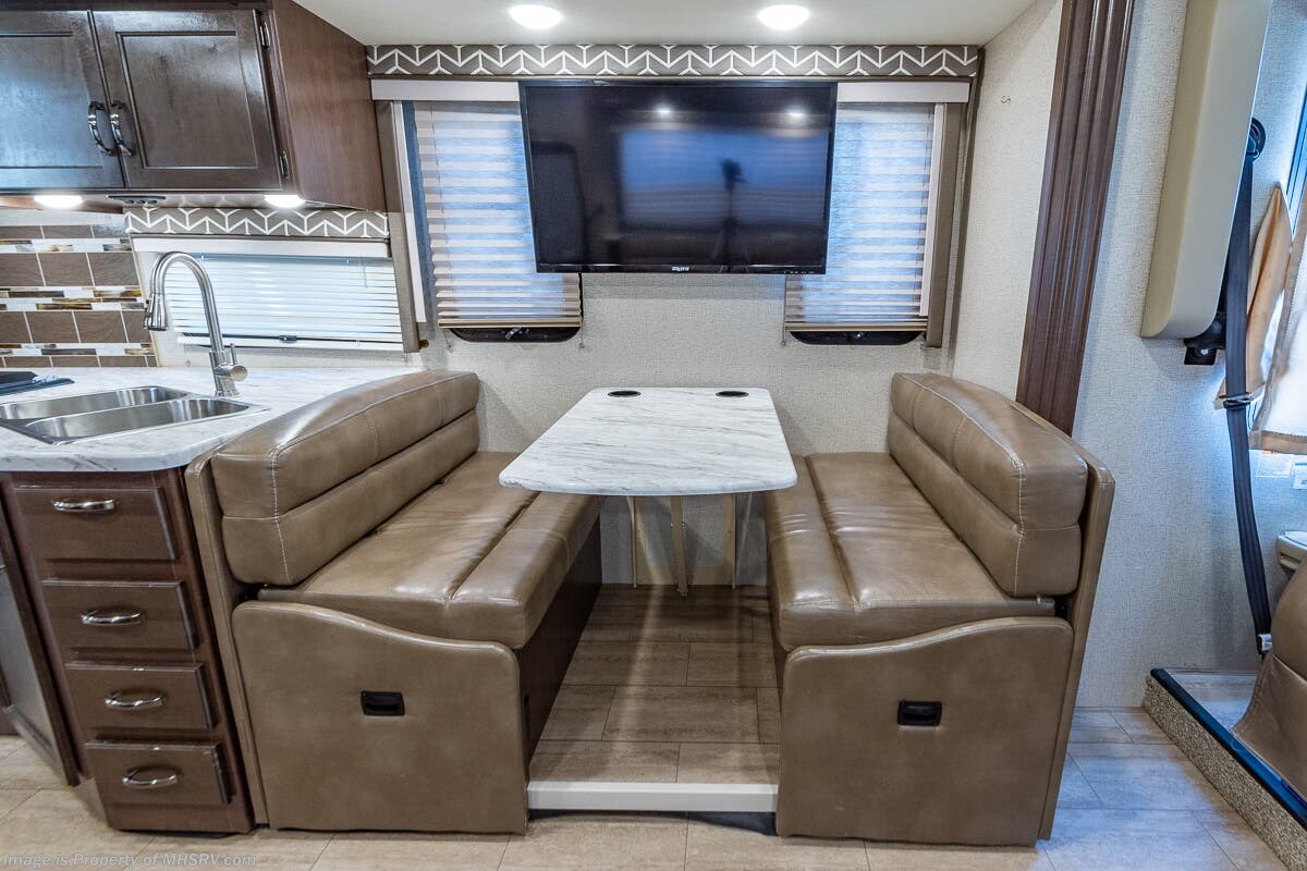 2020 Thor Motor Coach Freedom Traveler A32 Bunk Model RV W/ King Bed ...