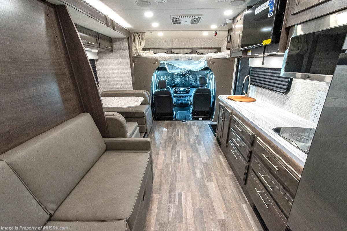 2025 Entegra Coach Qwest SE 24R Diesel Sprinter W/ Hydraulic Auto ...