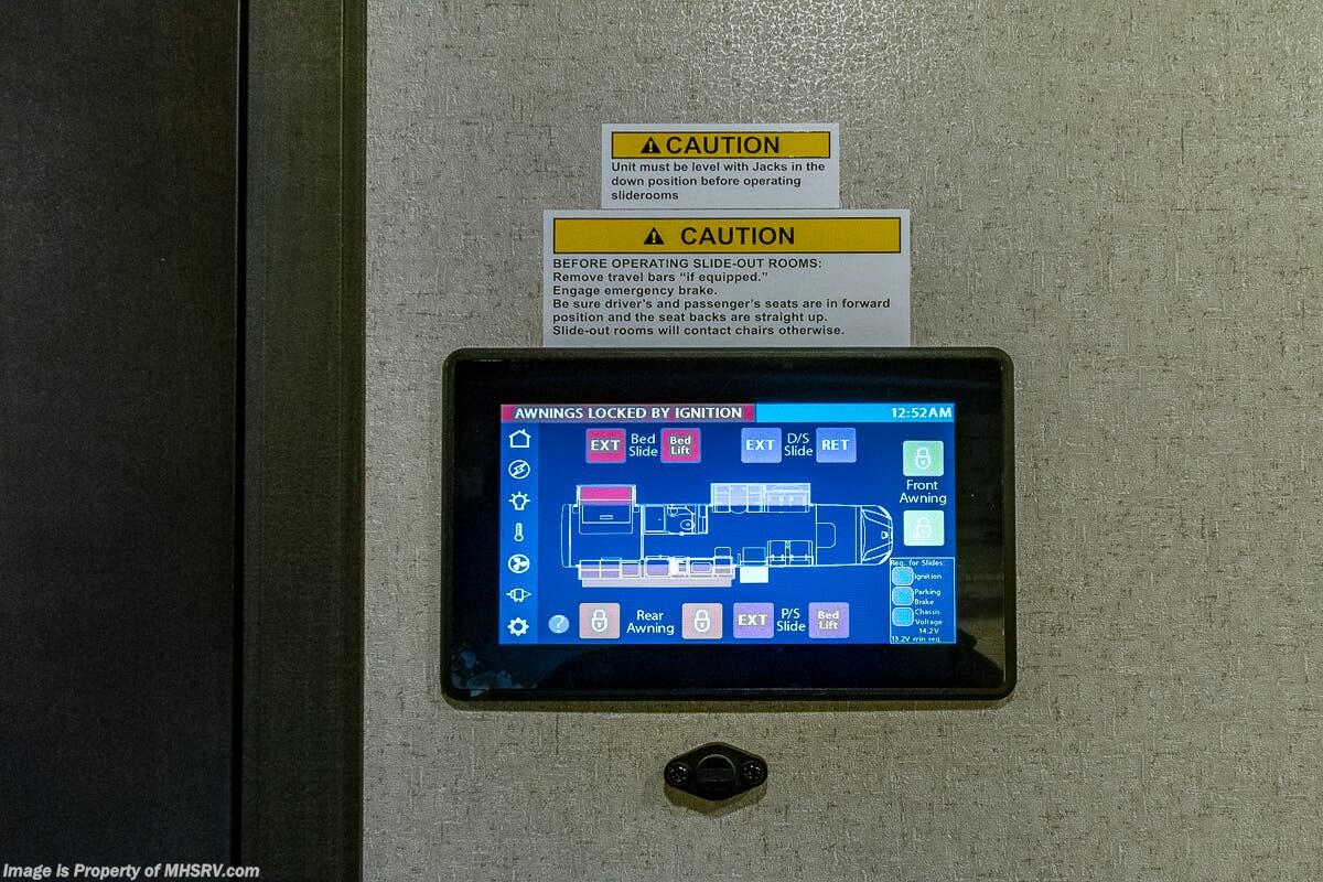 2025 Thor Motor Coach Inception 38FX Super C W/ Solar System, Theater ...