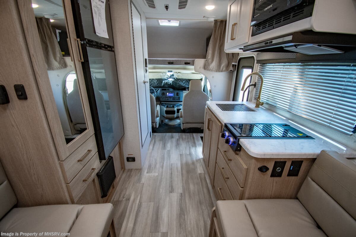 2026 Thor Motor Coach Four Winds 19Z RV for Sale in Alvarado, TX 76009 | MHS43410 | RVUSA.com ...