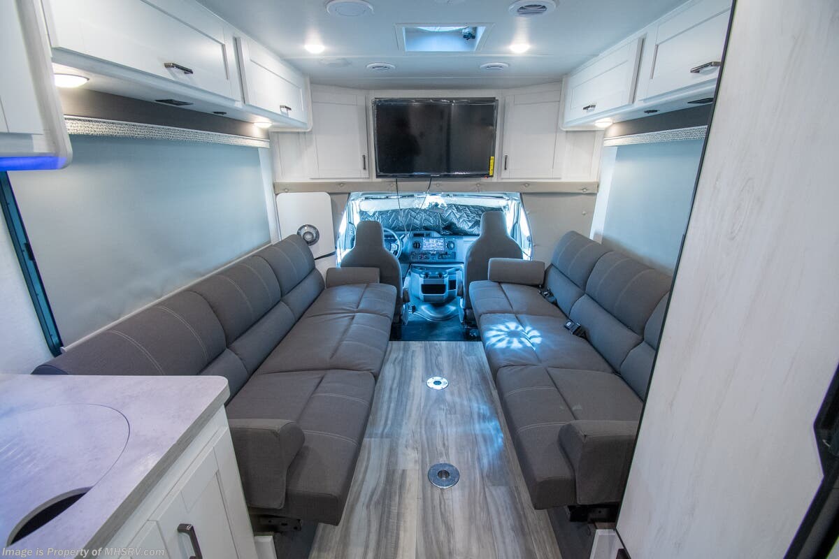 2026 Gulf Stream BTouring Cruiser 5210B W/ Solar, Entertainment Center ...