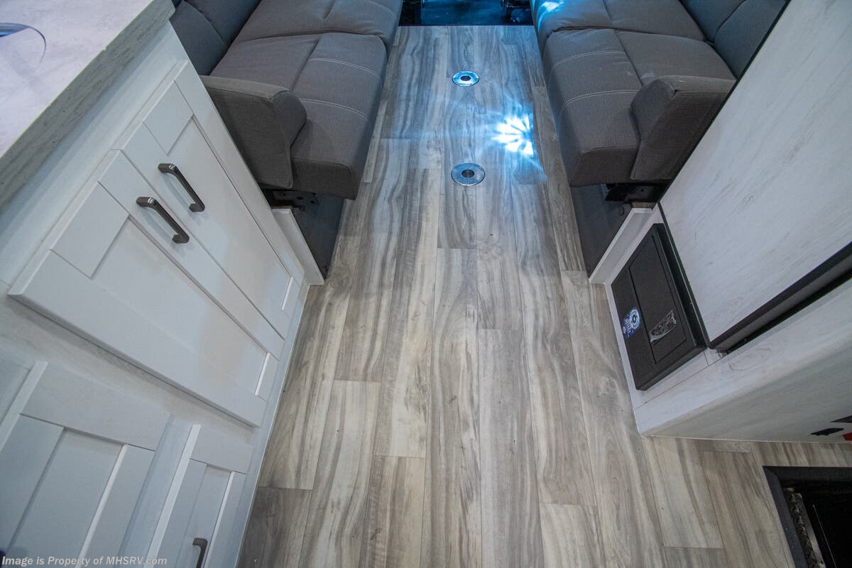 2026 Gulf Stream BTouring Cruiser 5210B W/ Solar, Entertainment Center ...