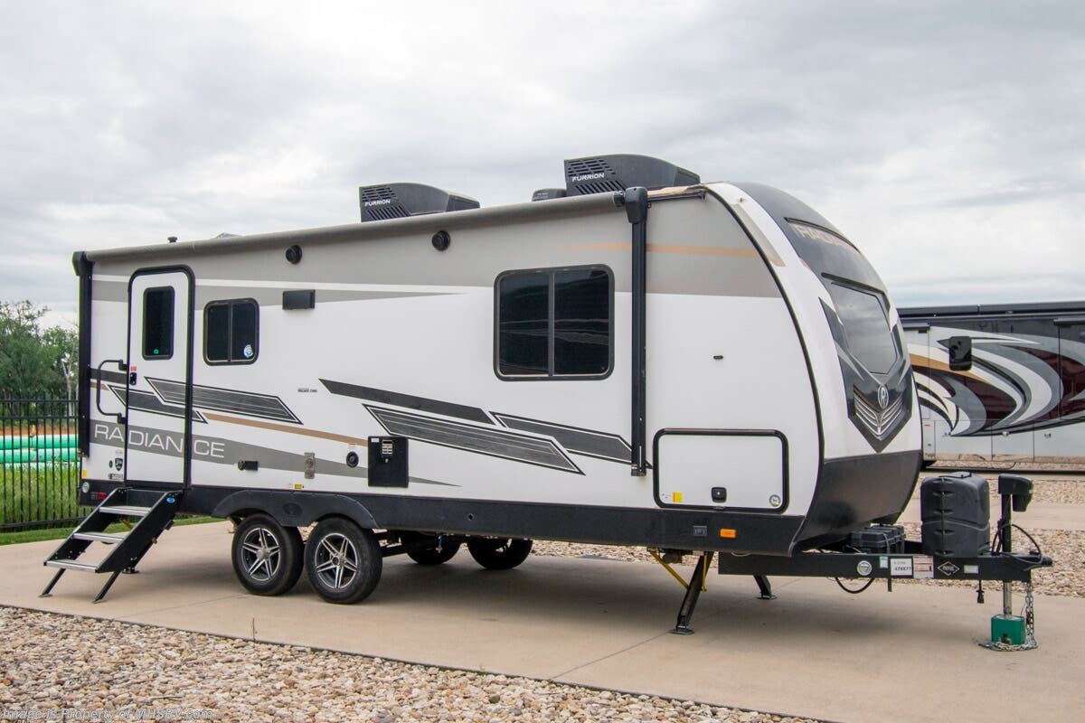 2021 Cruiser RV Radiance Ultra-Lite R-21RB Travel Trailer W/ Alum ...