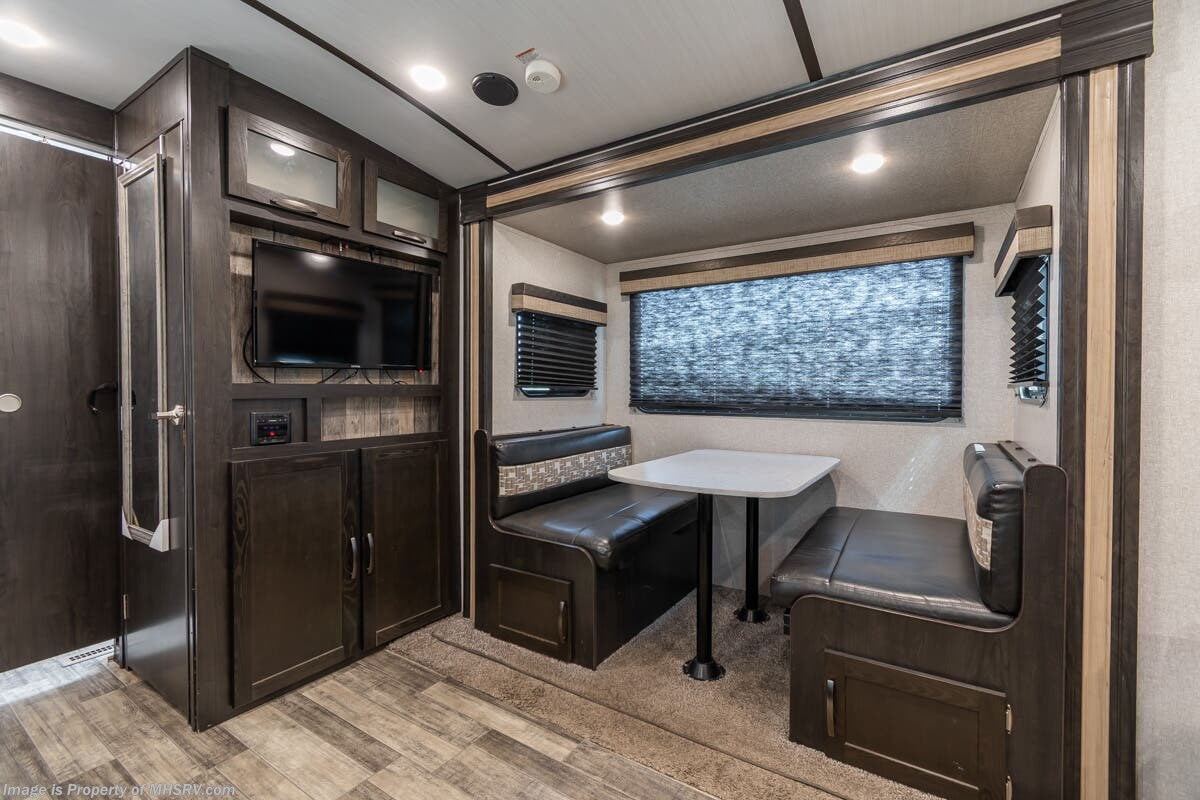 2020 Forest River Surveyor Legend 252RBLE Travel Trailer W/ Ext. Grill ...