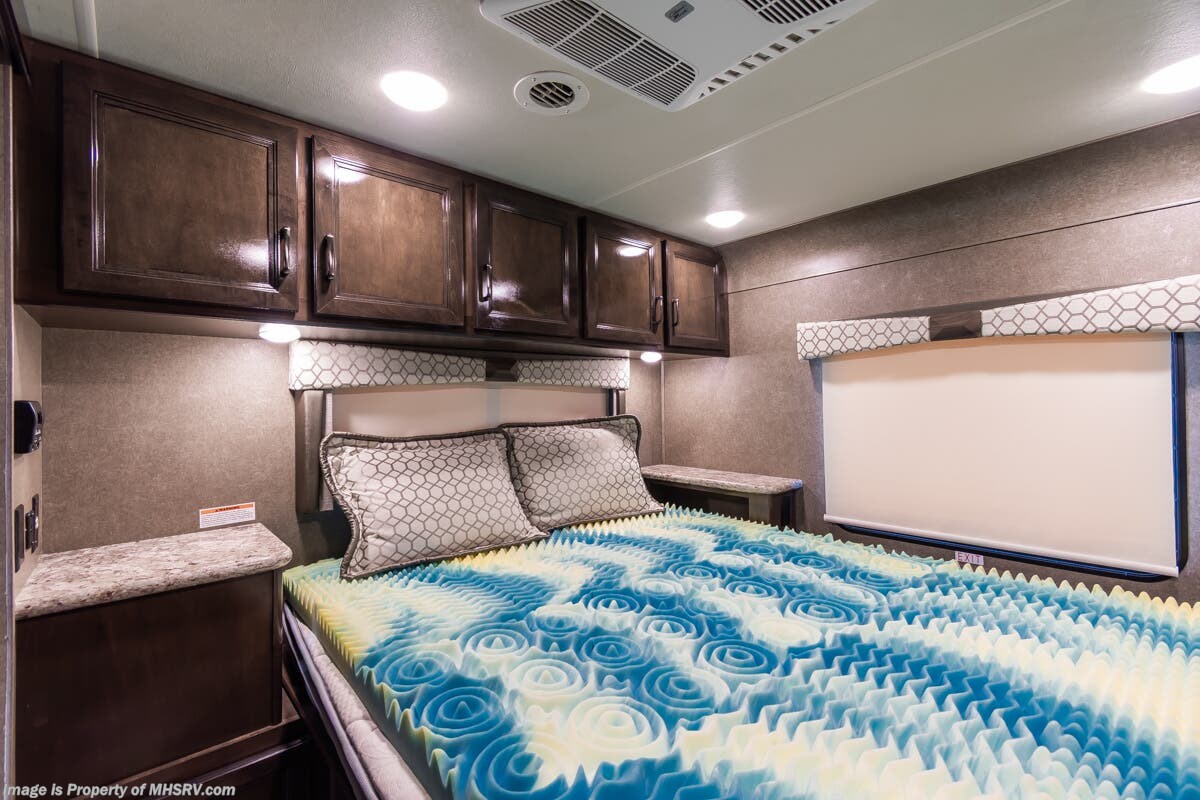 2020 Thor Motor Coach Quantum LF31 Bunk Model RV W/ OH Loft, Auto ...