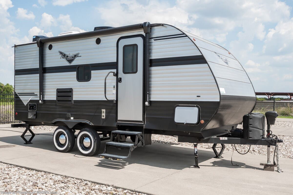 2023 Riverside Retro 210 Travel Trailer W/ Stabilizers, 3 Burner W ...