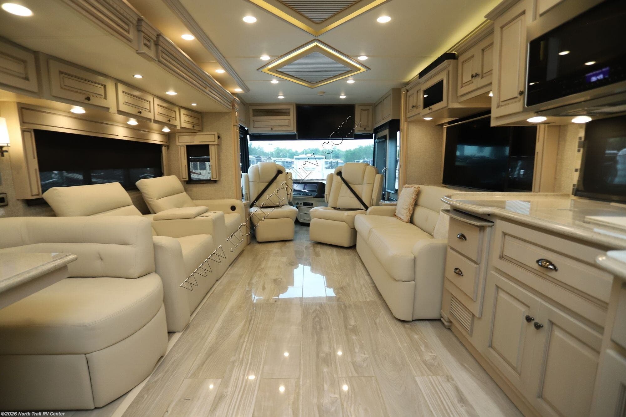 2022 Newmar Dutch Star 4369 #19302 - For Sale in Fort Myers, FL