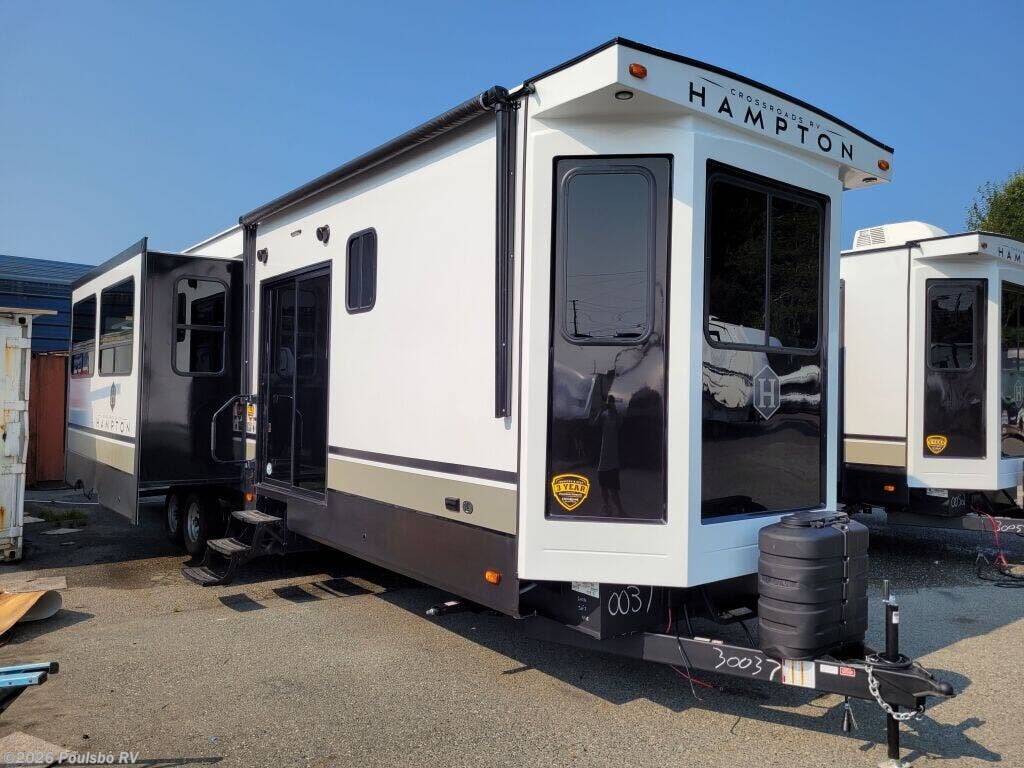 2024 CrossRoads Hampton HP378DBB RV for Sale in Everett, WA 98204 ...