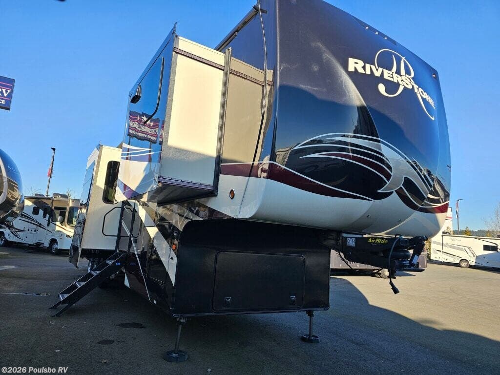 2019 Forest River RiverStone 39FKTH RV for Sale in Sumner, WA 98390 | K5913A | RVUSA.com Classifieds