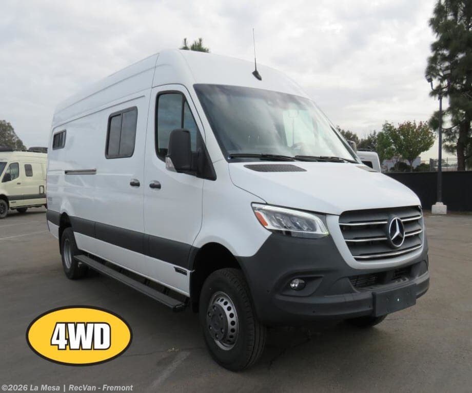 2022 Winnebago Adventure Wagon BMH70SE-4WD RV for Sale in Fremont, CA ...