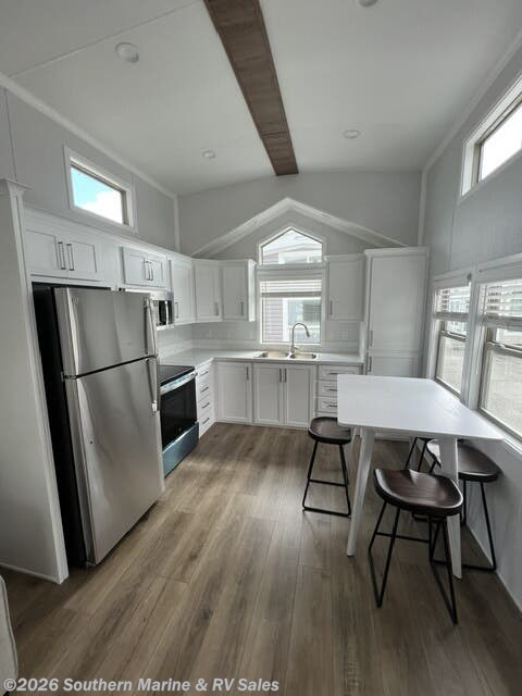 2026 Kropf Lakeside ANSI 8155 Duper Double Loft