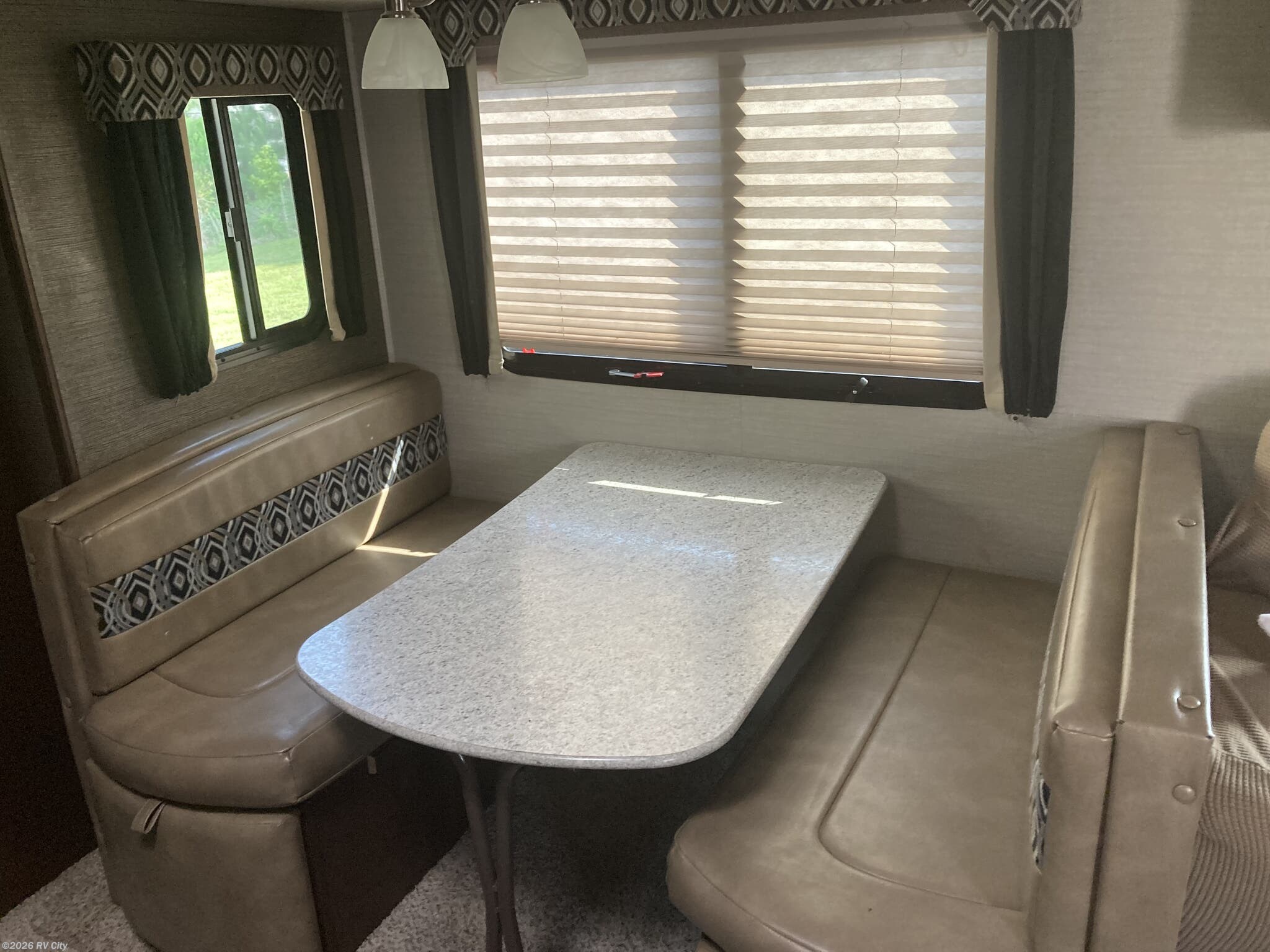 2016 Keystone Bullet Ultra-Lite 31BHPR