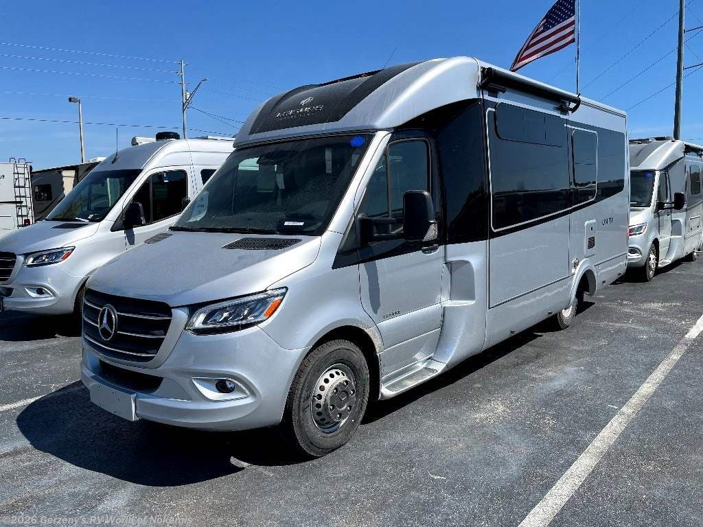 2024 Leisure Travel Unity 24CB RV for Sale in Nokomis, FL 34275 | 23427 ...