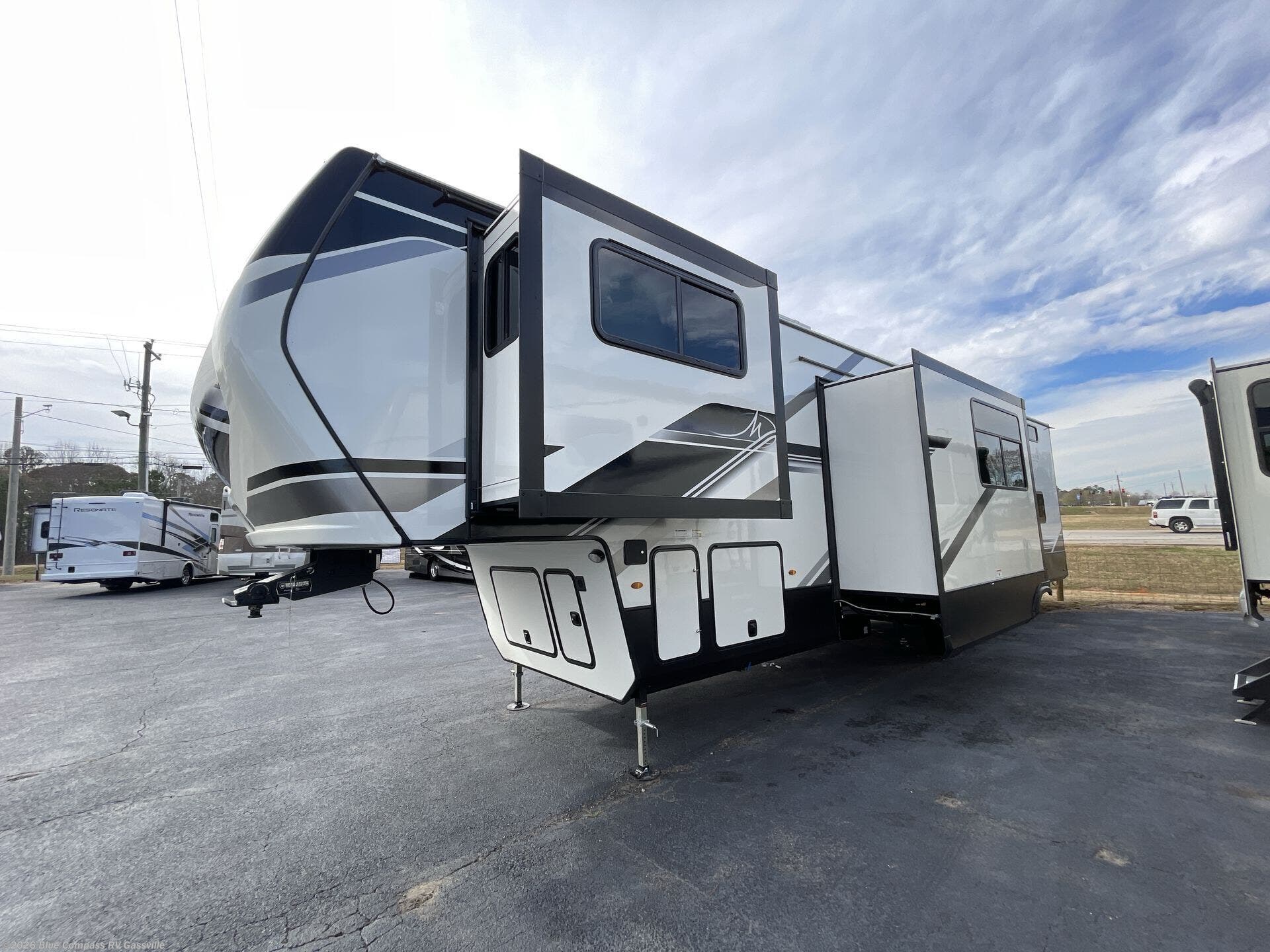 2024 Keystone Montana High Country 377FL RV for Sale in Gassville, AR ...