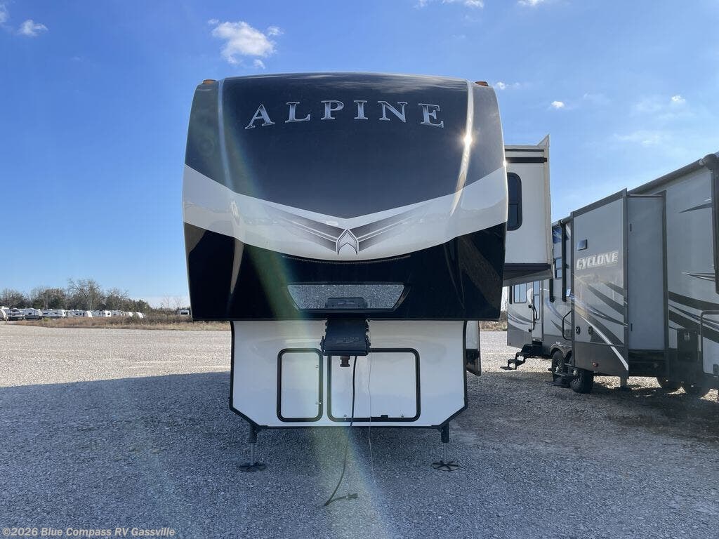 2022 Keystone Alpine 3720MD RV for Sale in Gassville, AR 72635 | UT870161 | RVUSA.com Classifieds