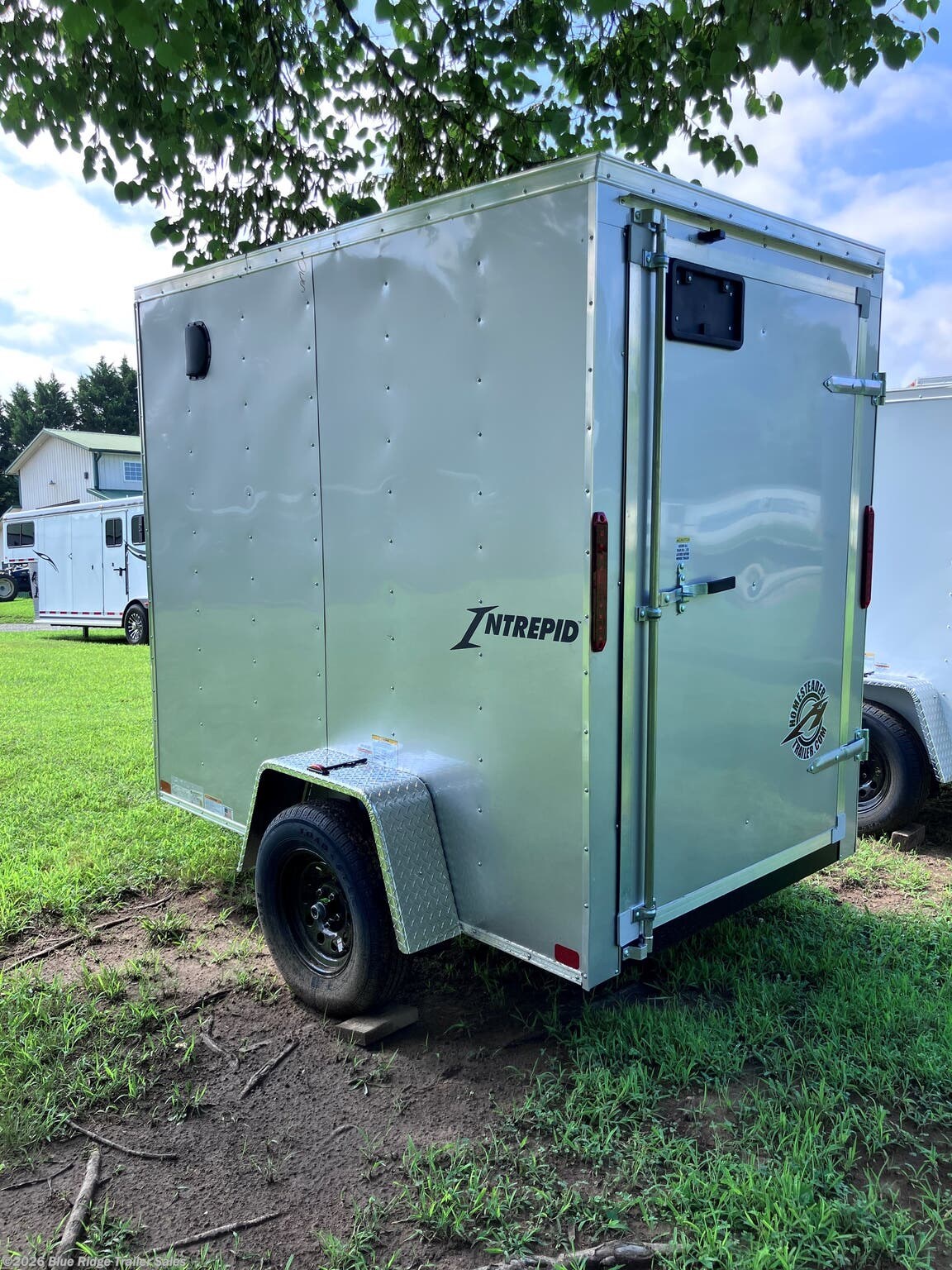 2026 Homesteader Intrepid 5x8 SA Single Rear Door, 6'6" Tall