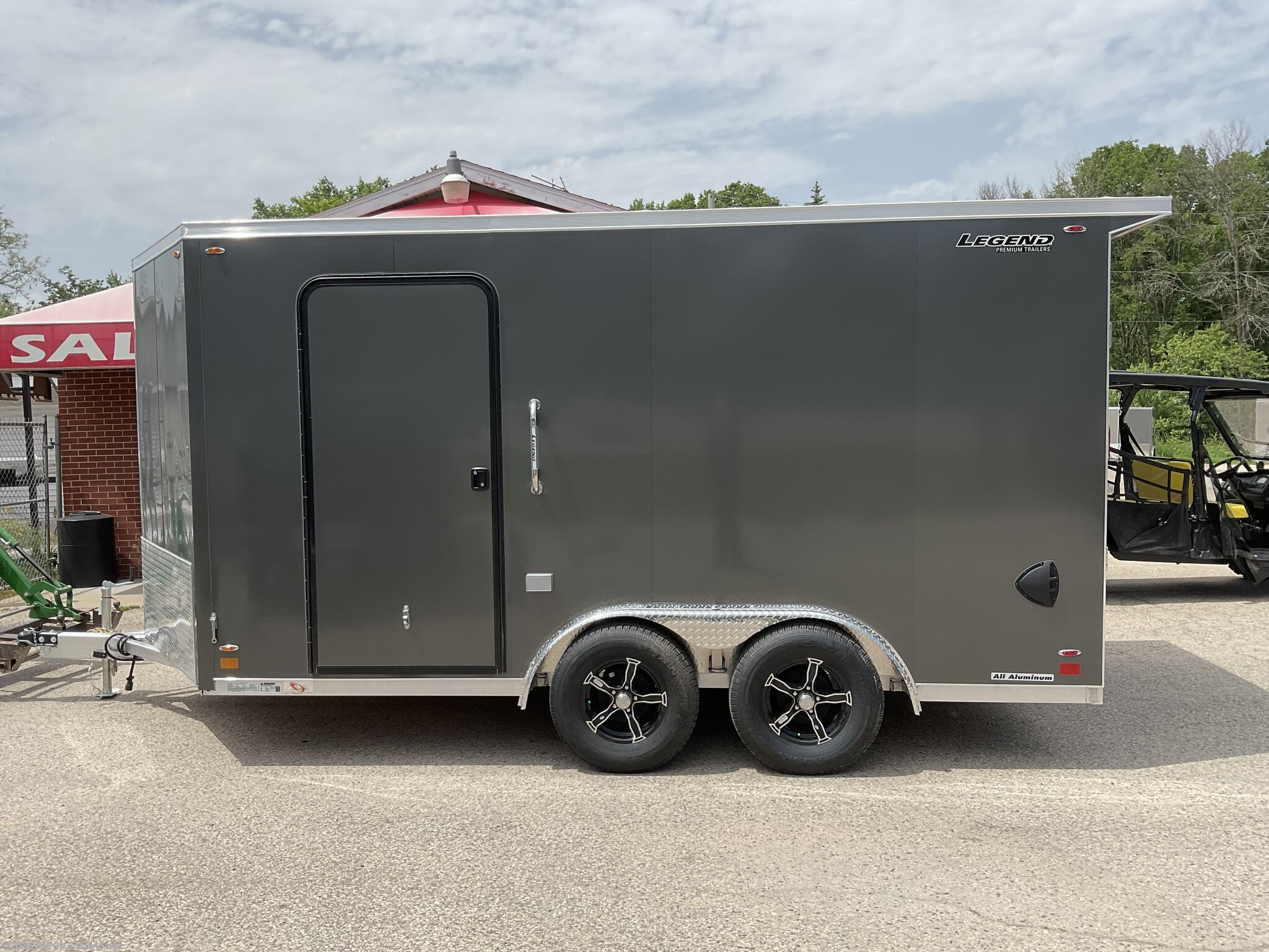 2023 Legend Trailers 8X17 FTVTA35