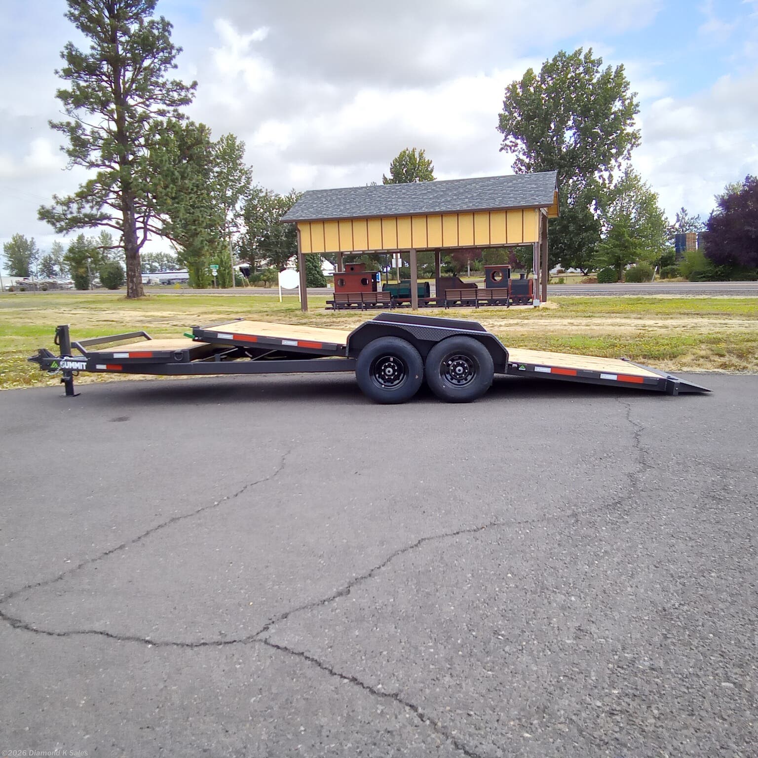 7x22 Tilt Deck Trailer for sale | New Summit Trailer Denali Pro 7 X 22 ...