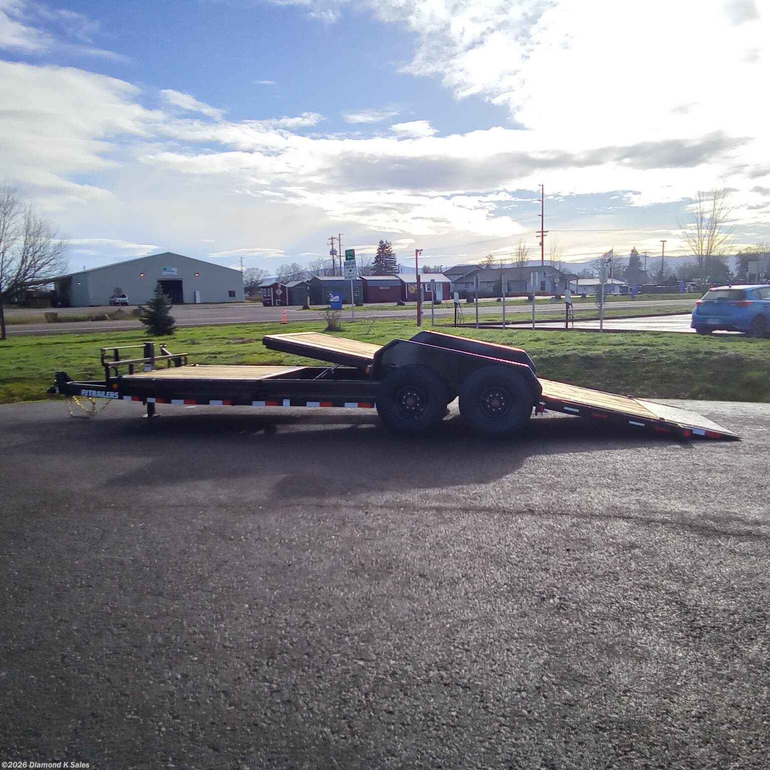 2024 PJ Trailers Tilt TJ 82" X 22' 16K 3/4 Tilt
