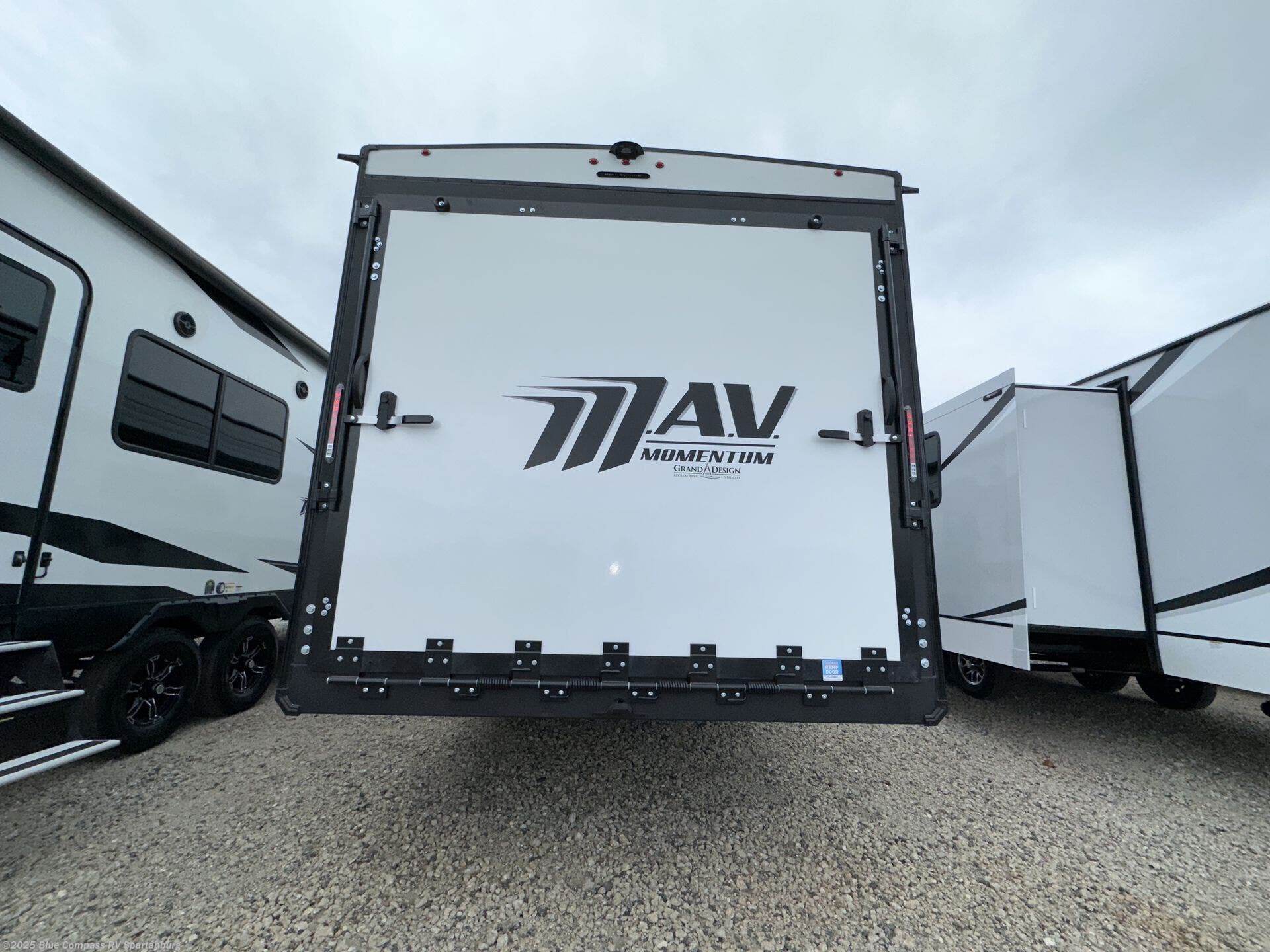 2025 Grand Design Momentum MAV 27MAV RV for Sale in Duncan, SC 29334 ...