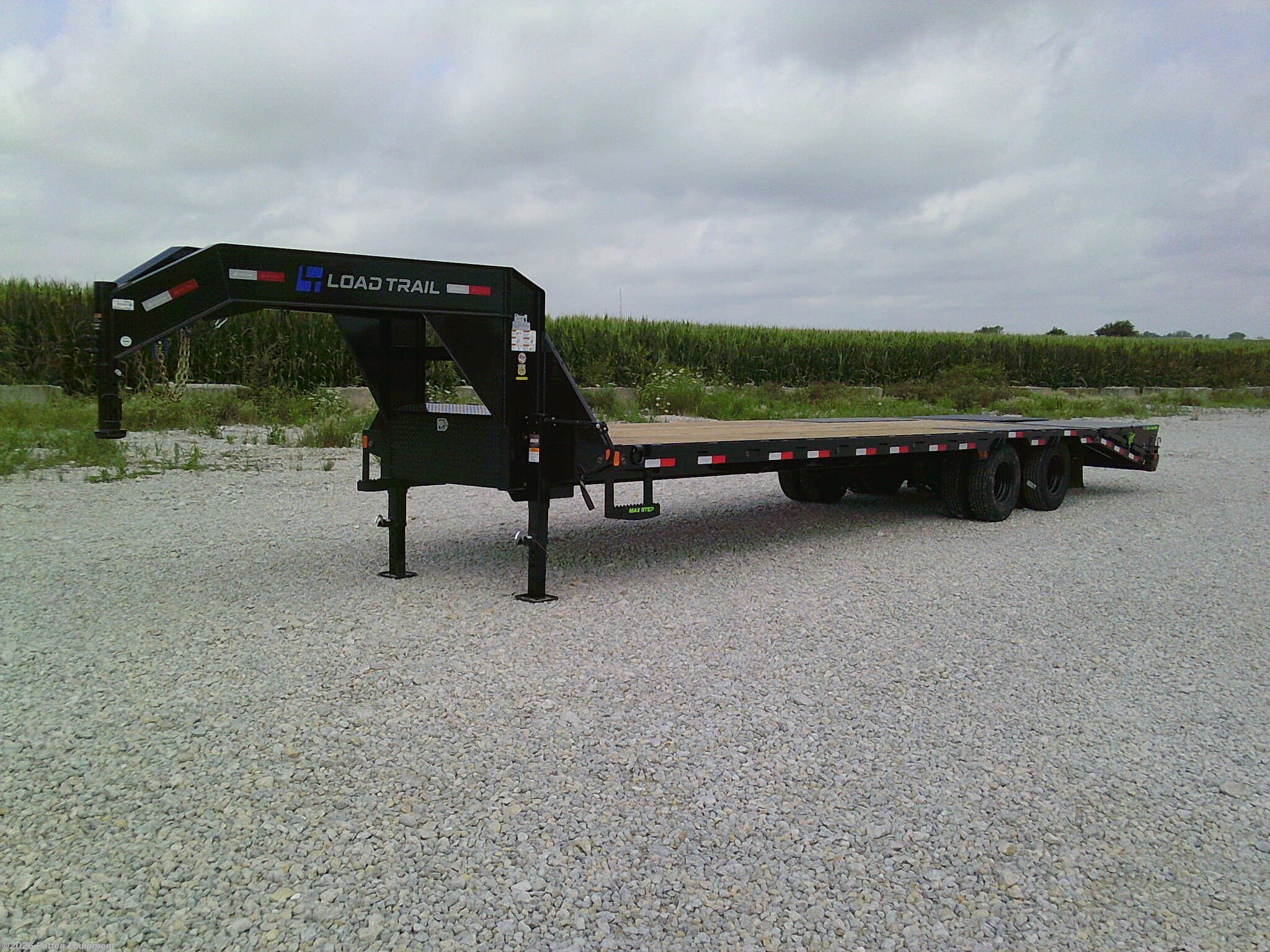 2026 Load Trail GP 102" x 32' Tandem Low-Pro Gooseneck Trailer