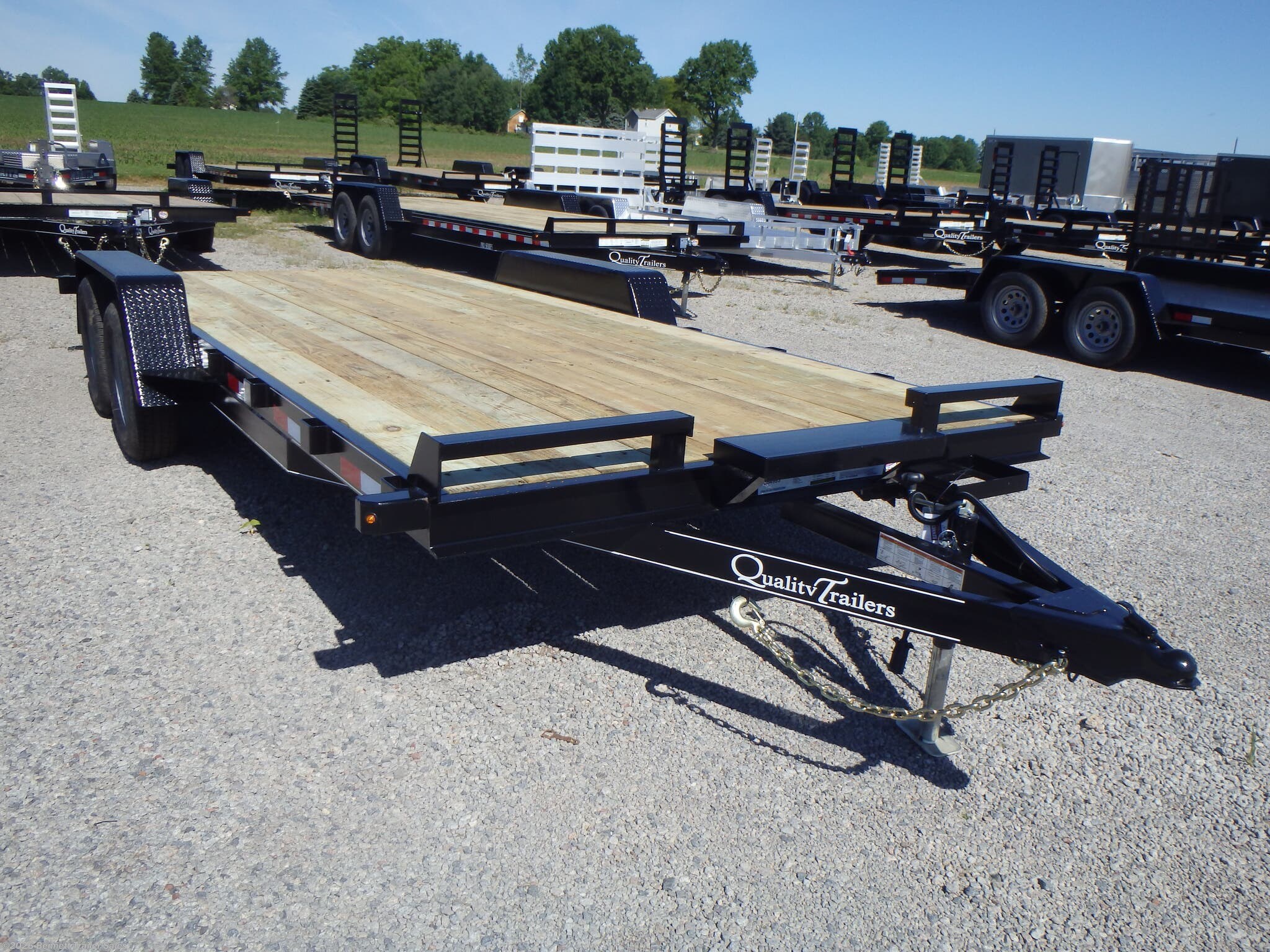 2022 Quality Trailers AW Series 18