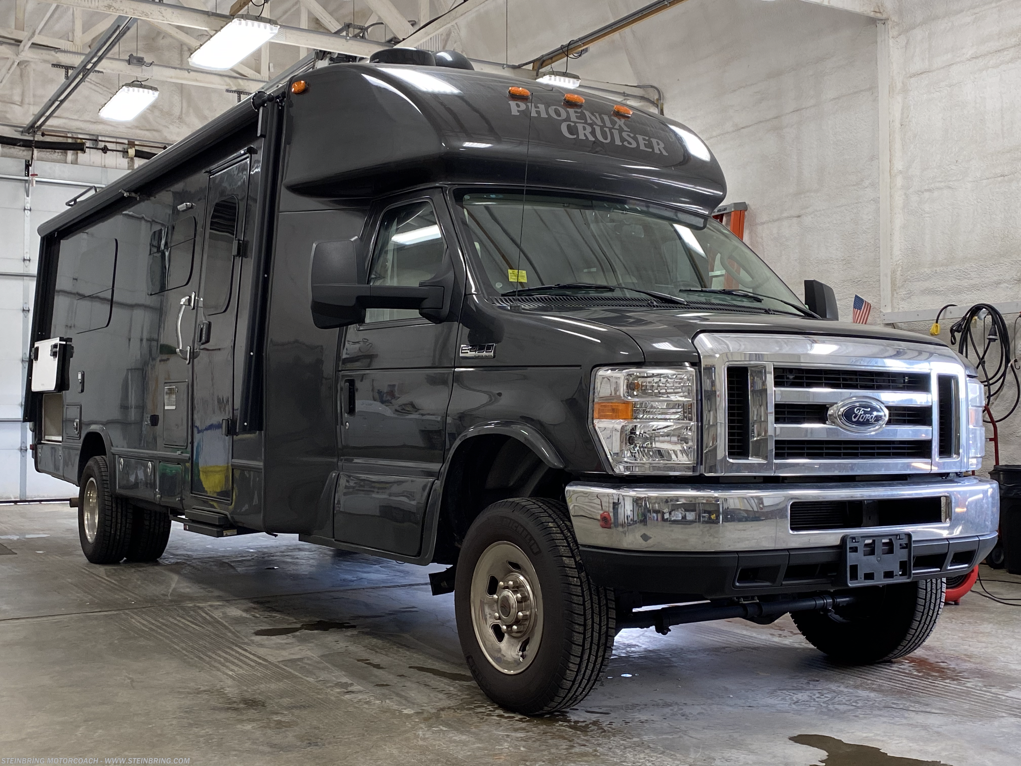 2020 Phoenix Cruiser "FOUR WHEEL DRIVE!"