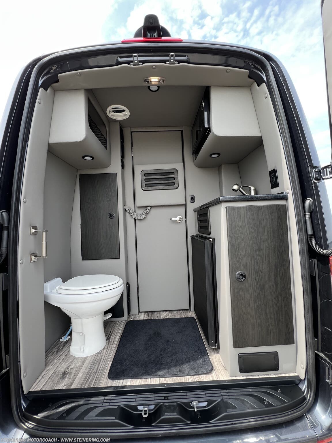 2023 Midwest Luxe Cruiser D6