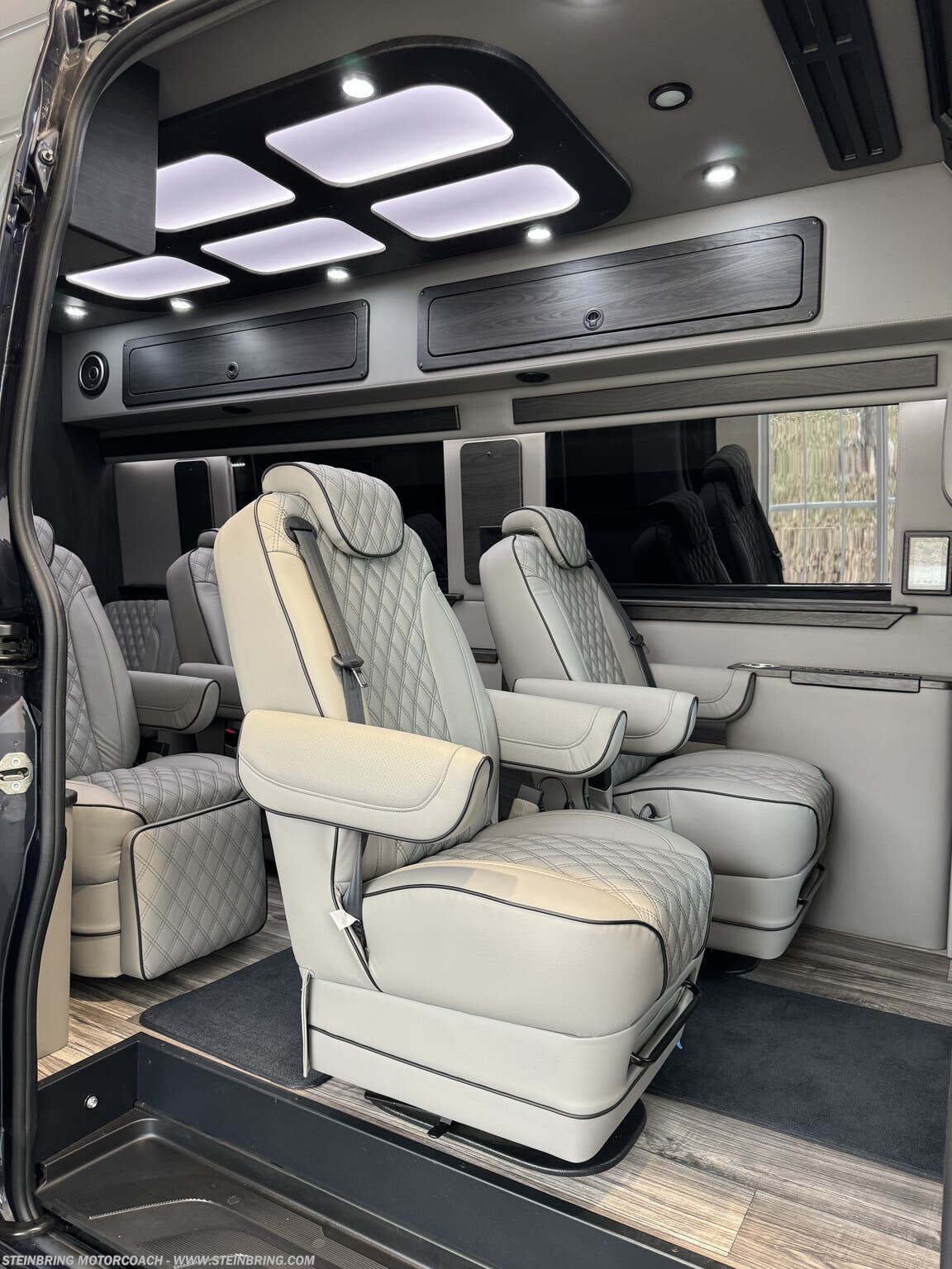 2023 Midwest Luxe Cruiser D6