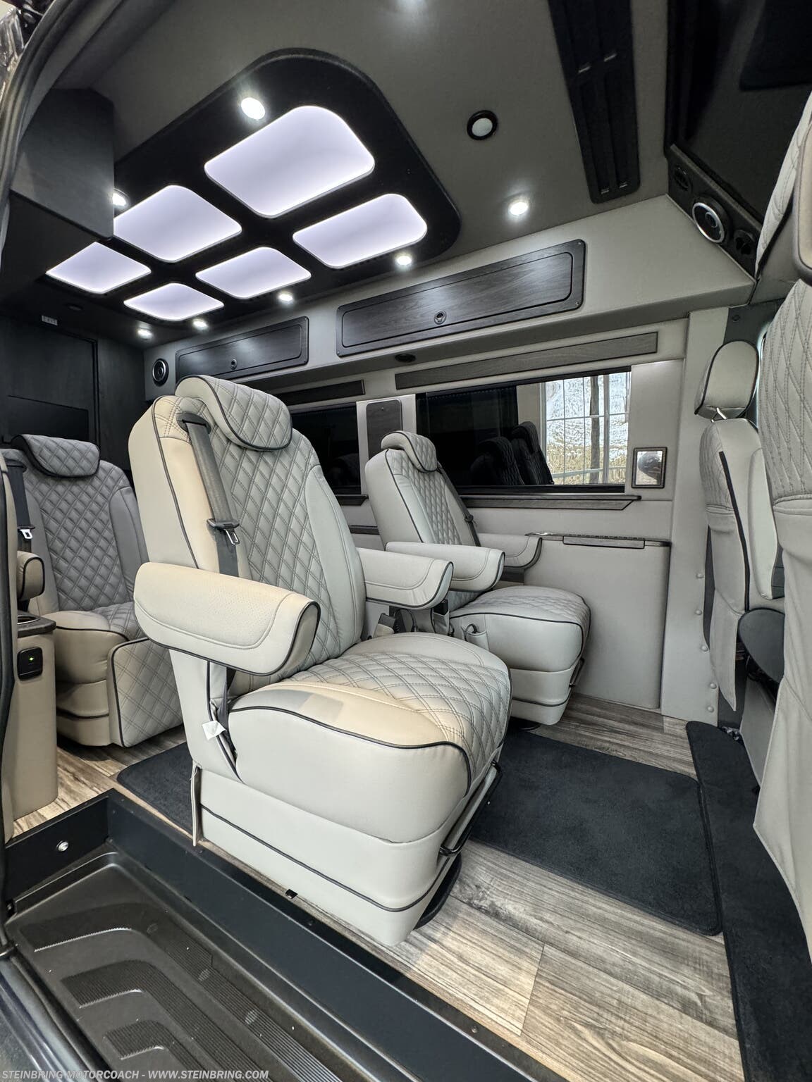 2023 Midwest Luxe Cruiser D6