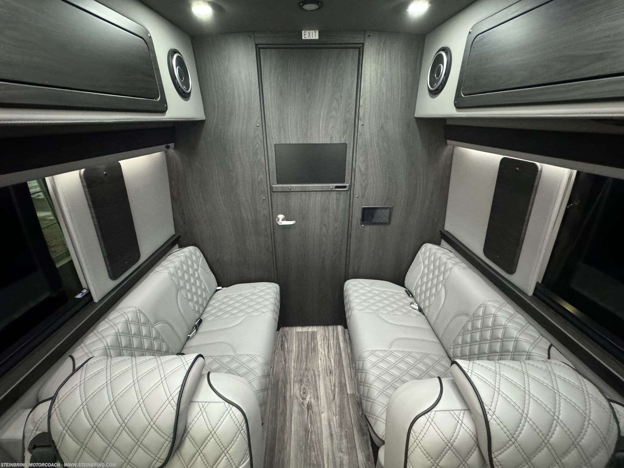 2023 Midwest Luxe Cruiser D6