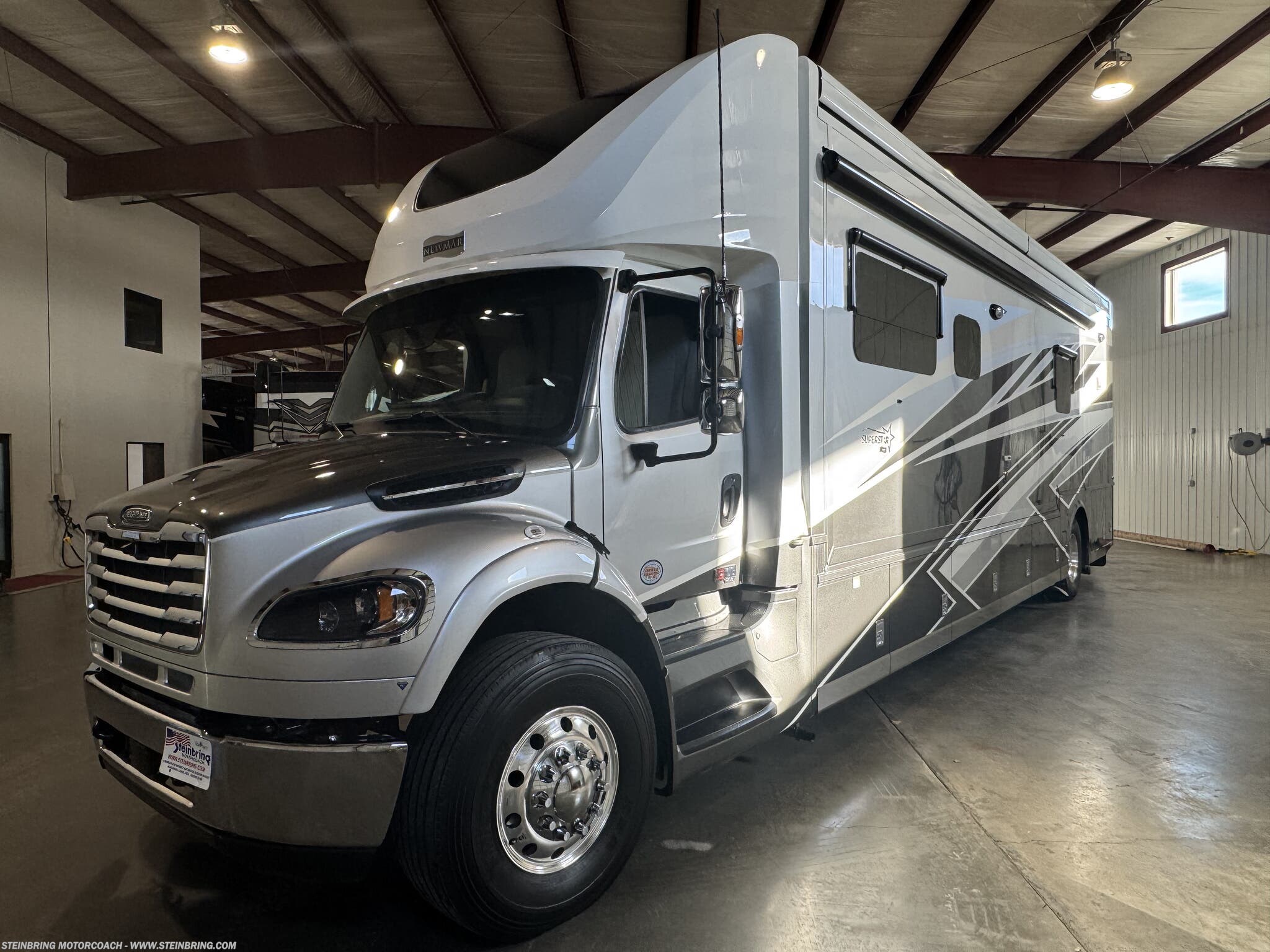 2025 Newmar Super Star 4059
