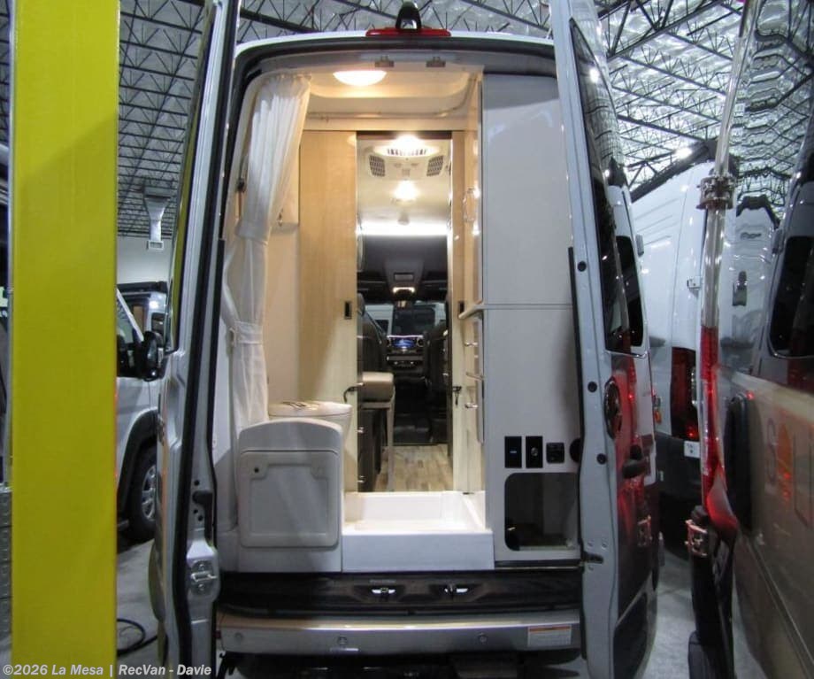 2024 Thor Motor Coach Freedom Elite 19R #GP216671 - For Sale in Davie, FL