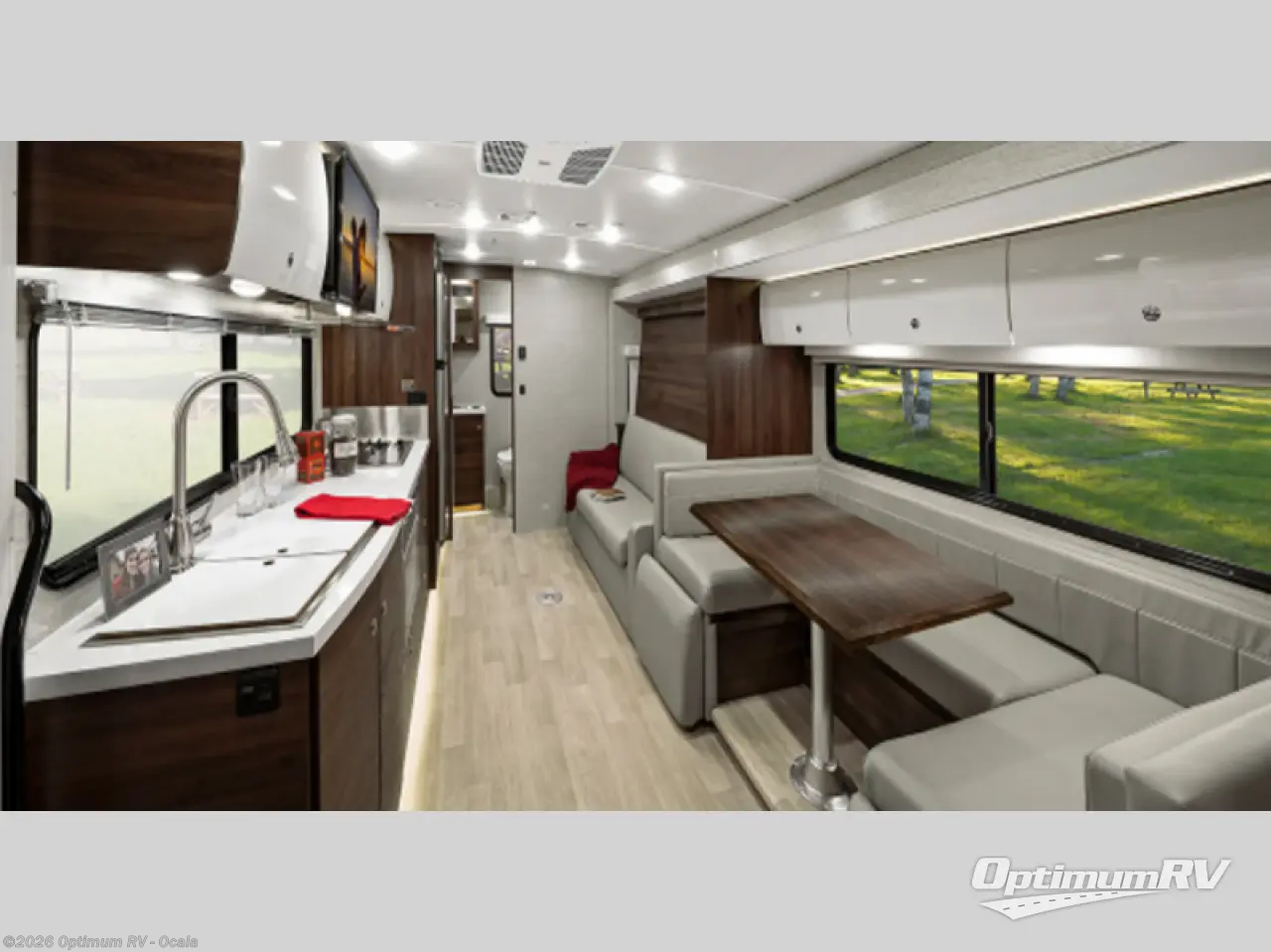 2022 Winnebago Navion 24D #2CR6788A - For Sale in Ocala, FL